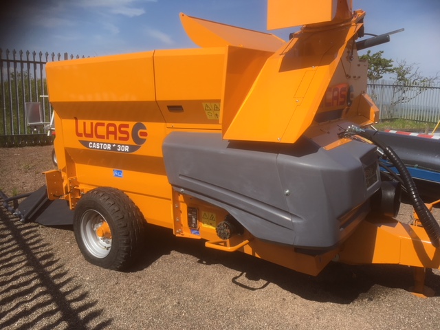 Lucas-G Castor 30 Bedder – J Low Agri Services Ltd